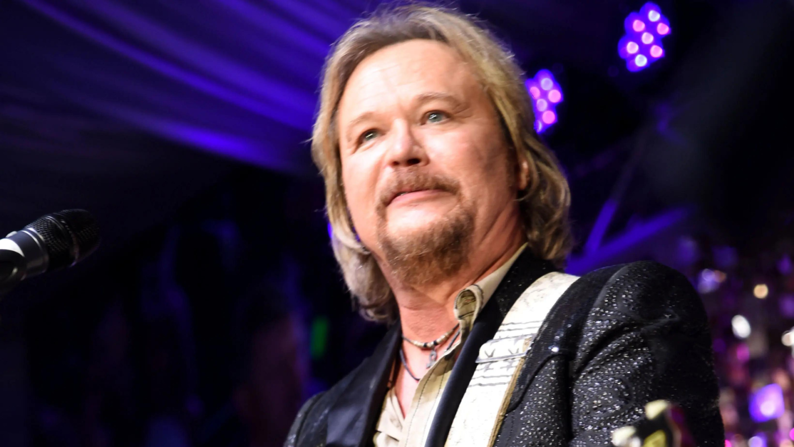 Travis Tritt - Contemporary Booking